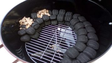Snake Method on a Weber Kettle Charcoal Grill